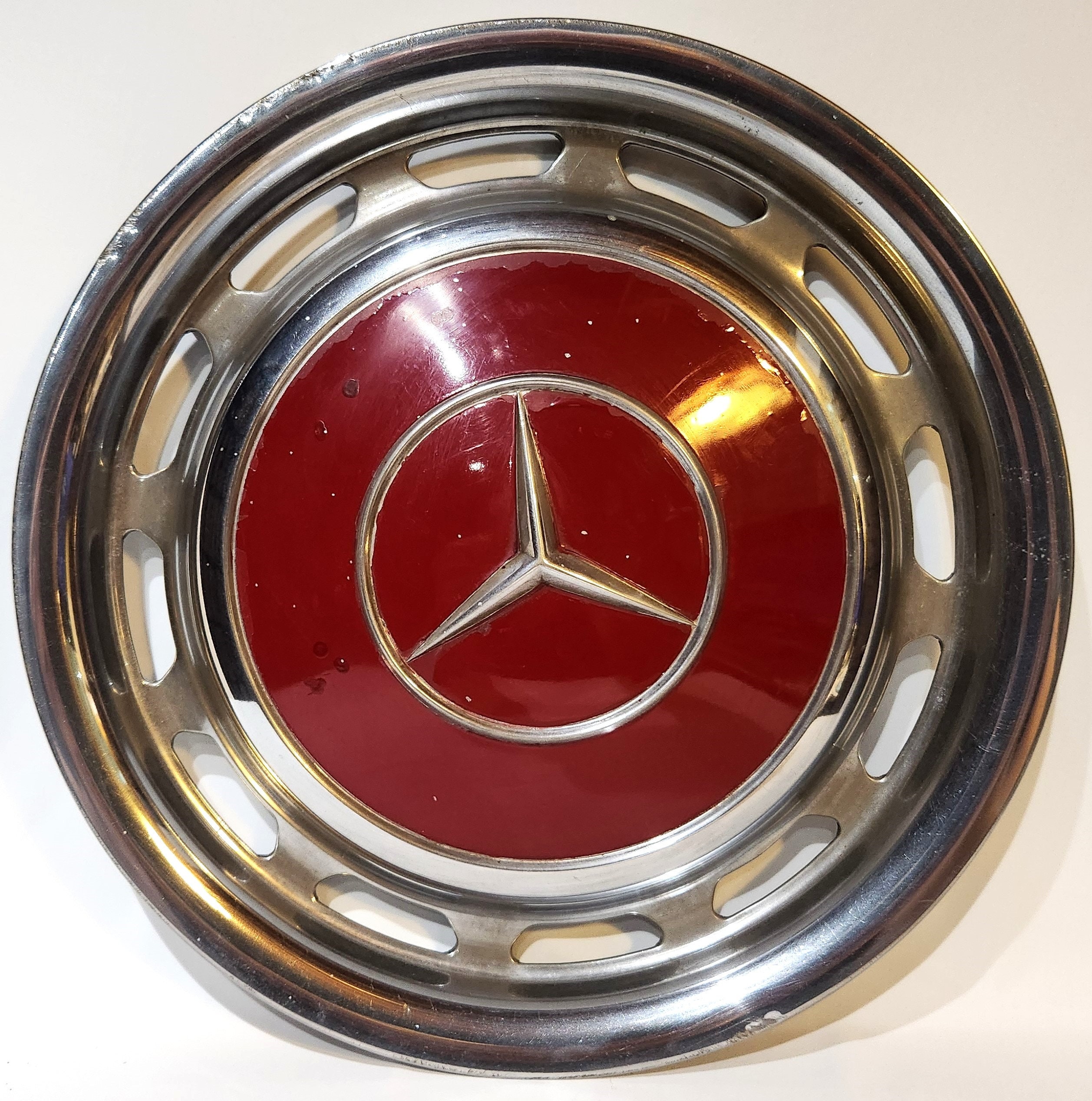Mercedes benz hub caps vintage store
