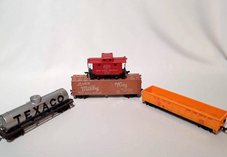 Vintage 1970s HO TYCO Trains Four Car Train Set Lot Union Pacific ...