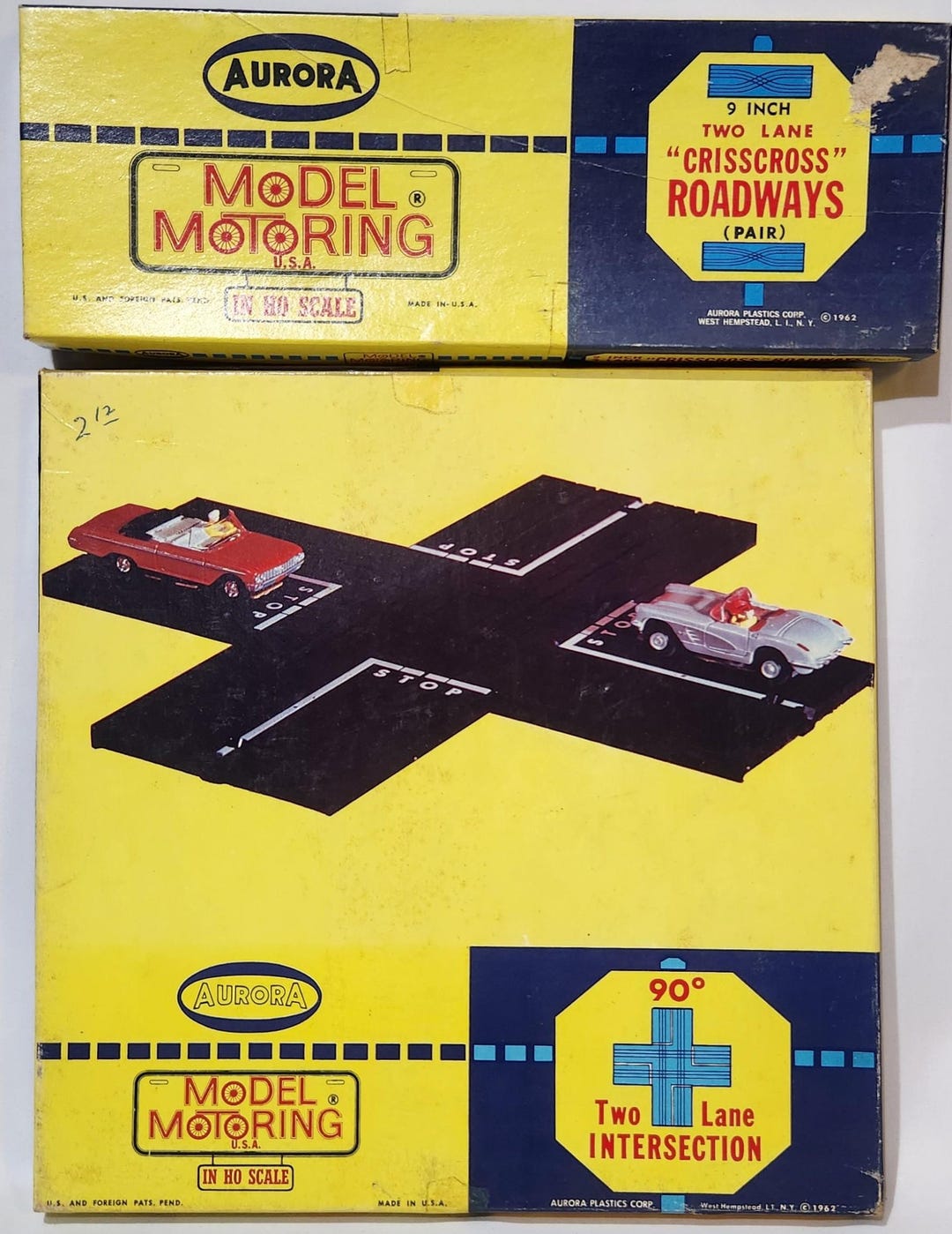 Aurora Model Motoring 9 Inch Two Lane Crisscross Roadway Pair No. 1524 ...