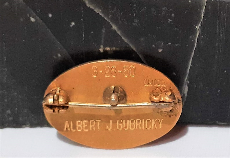 Edison Service Pin 10K Gold Three Stone Commonwealth Edison - Etsy