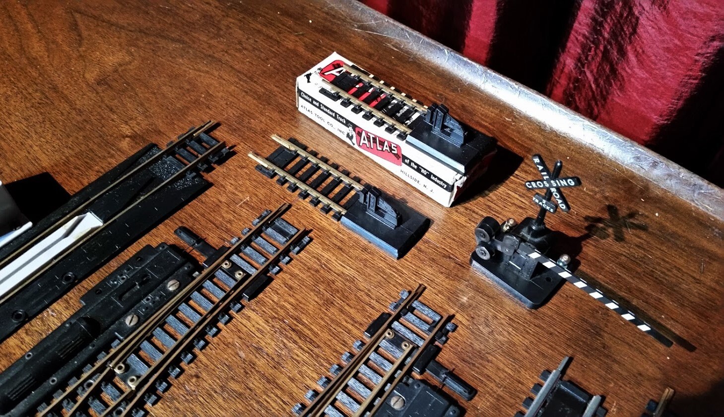 Vintage 1960s Atlas HO Scale Model Railroad Electric Switches Specialty ...