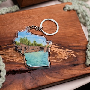 Apostle Islands National Shoreline Keychain, Wisconsin Keychain ...