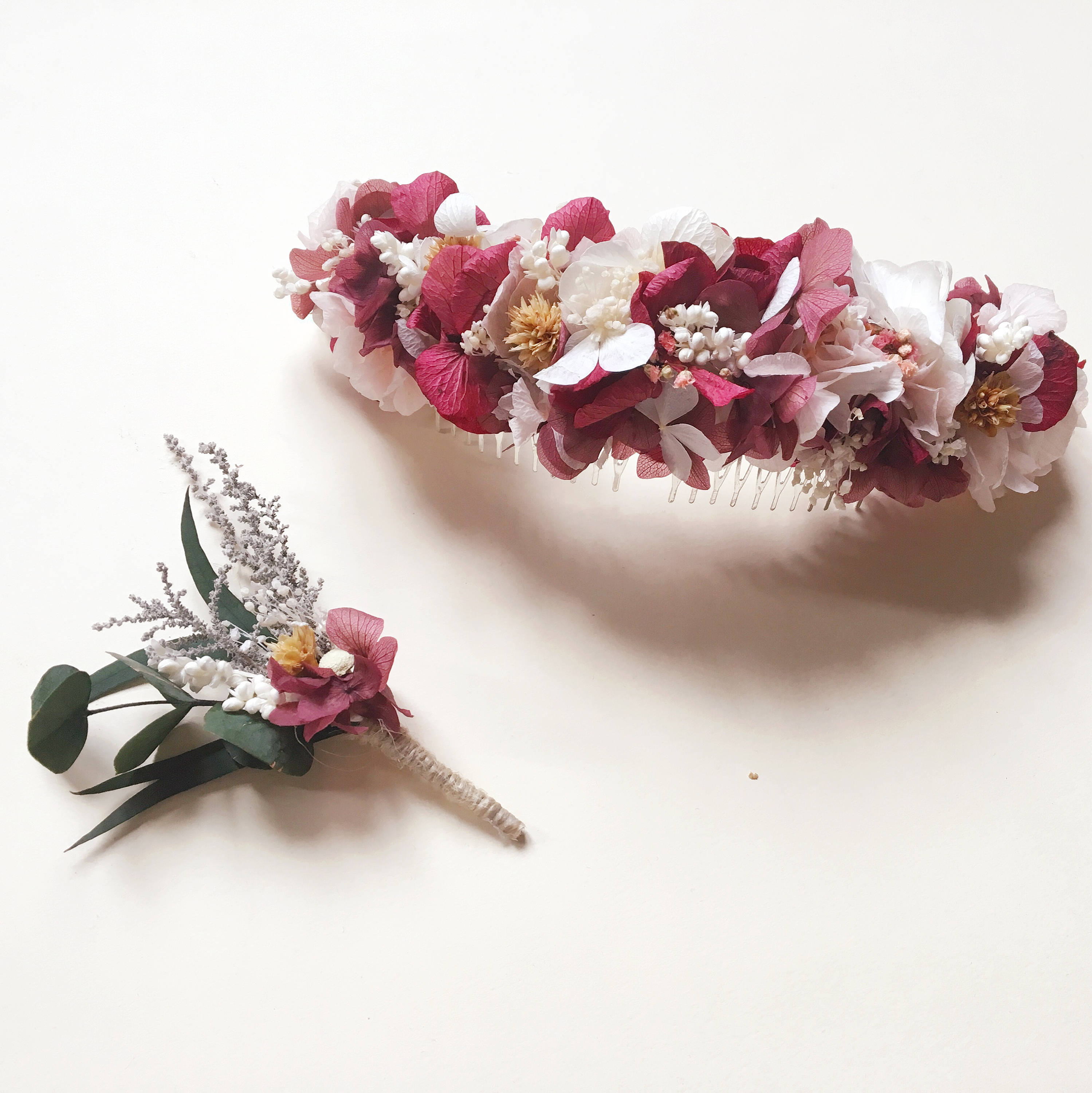 Tocado de flores preservadas en tonos rosa JULIA Pink preserved flower ...