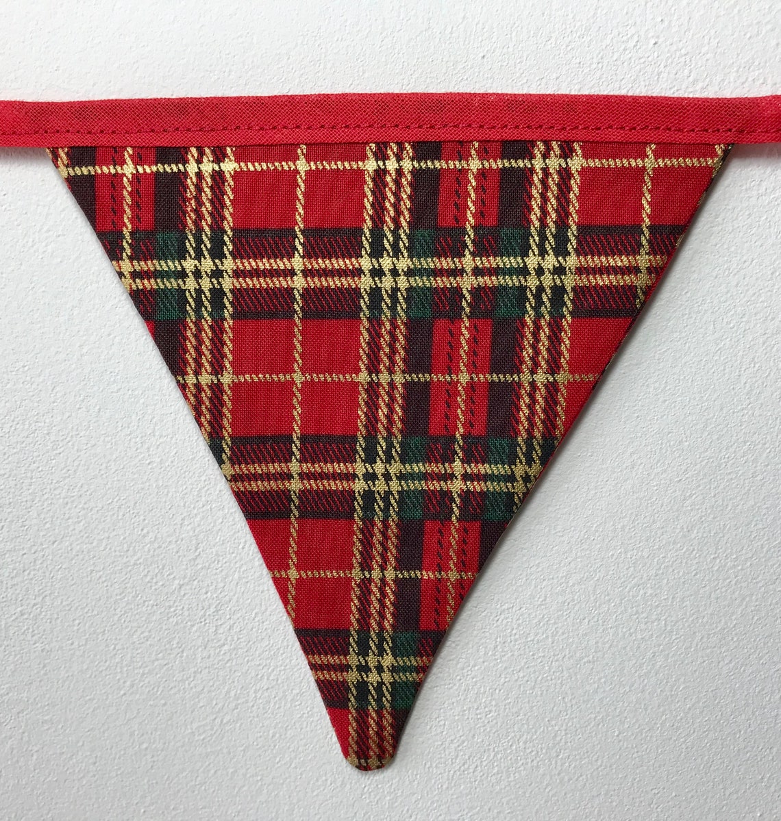 Pointer / Tartan Red Bunting . Cotton Fabric. Vintage Country | Etsy