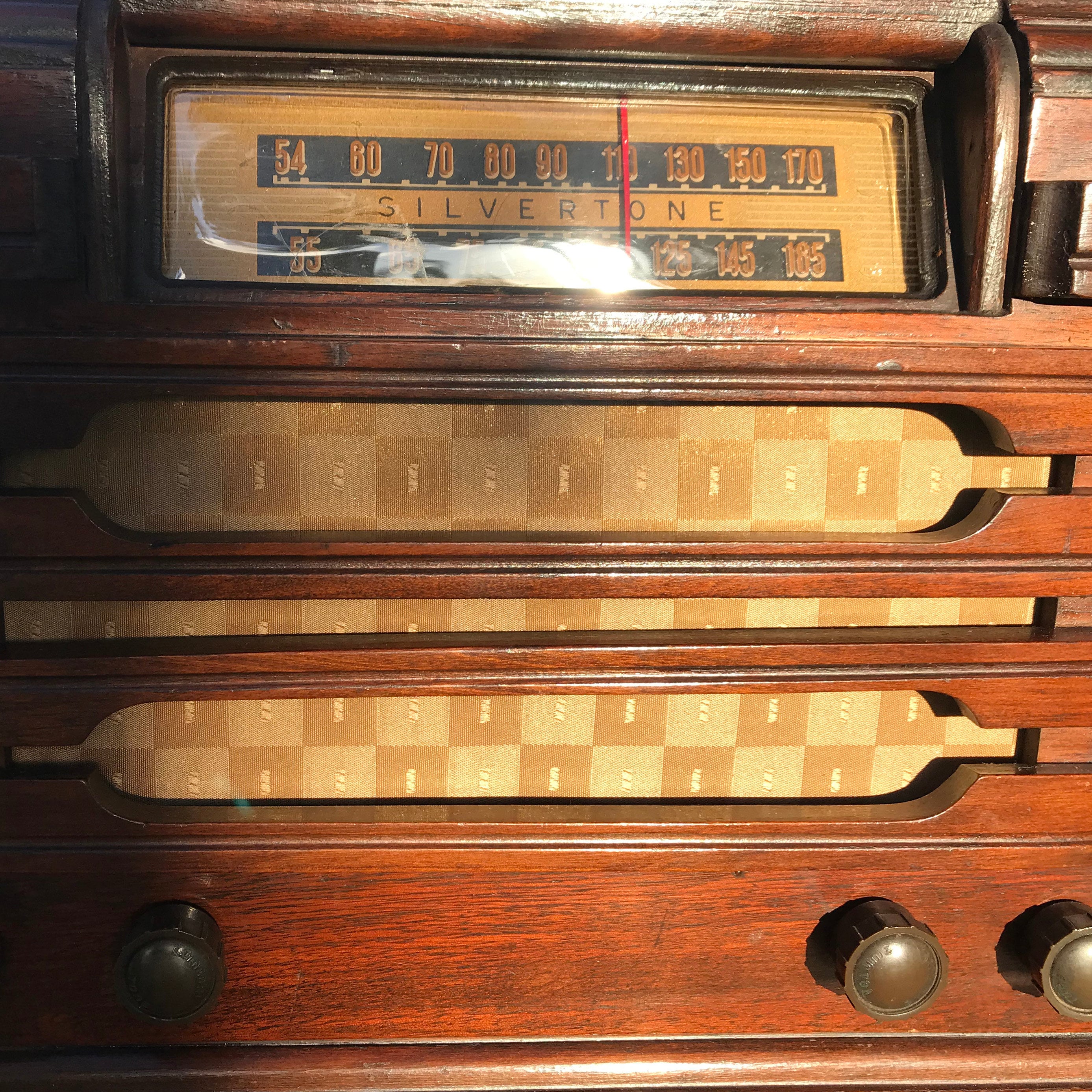 A Fully Restored 1941 Silvertone Model 7057 Radio/phonograph - Etsy