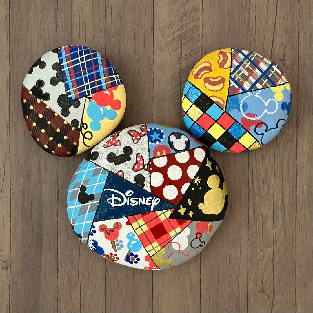 Disney Painted Rock Patchwork Stone Art Rock Garden Mickey Mouse Stone ...