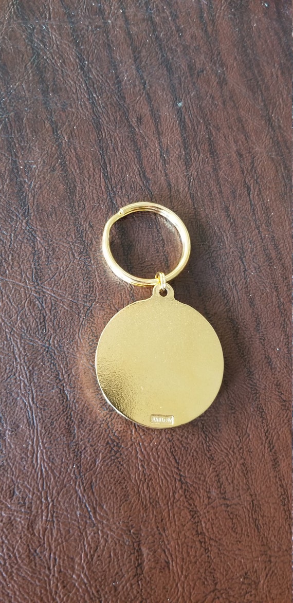 Vintage Barlow Designs Faux Scrimshaw Keyring, Resin … - Gem