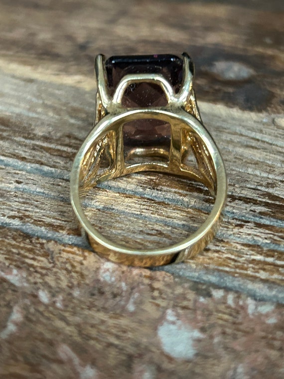 18k GEP gold electroplated ring with a large rectangu… - Gem