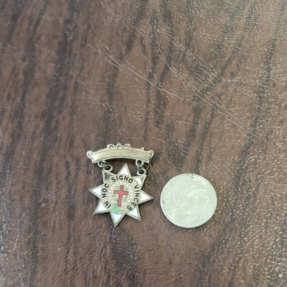 Vintage Masonic Pin, Gold Filled? and Enameled Pin, "… - Gem