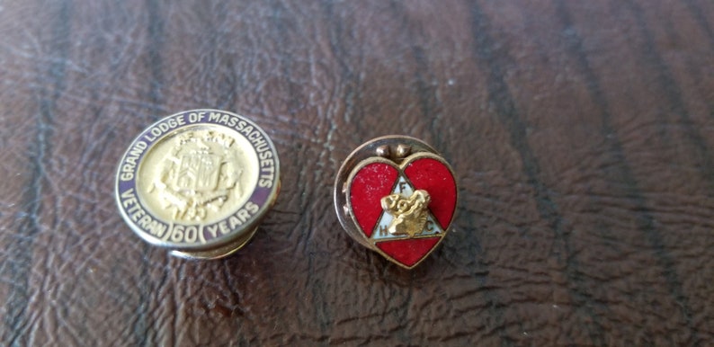 Vintage Lapel Pins/buttons Lot of 10 Vintage Lapel or Collar - Etsy