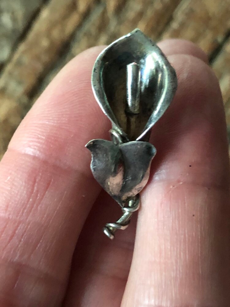 Beautiful Vintage Mexico Silver Calla Lily Scew Back Earrings - Etsy