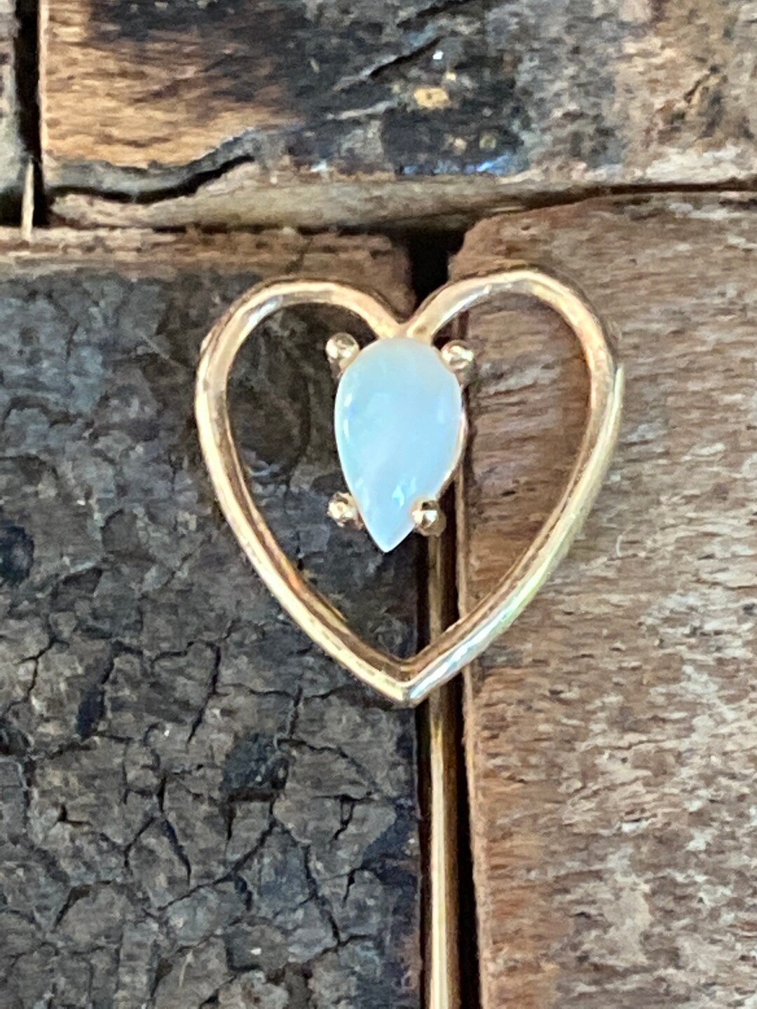 Pretty 14k Gold Open Heart Shaped Stick Pin With Teardrop - Etsy