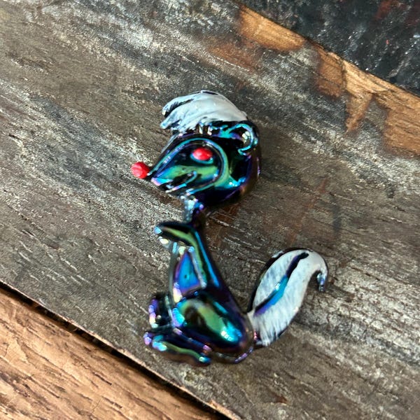 Skunk Pin - Etsy