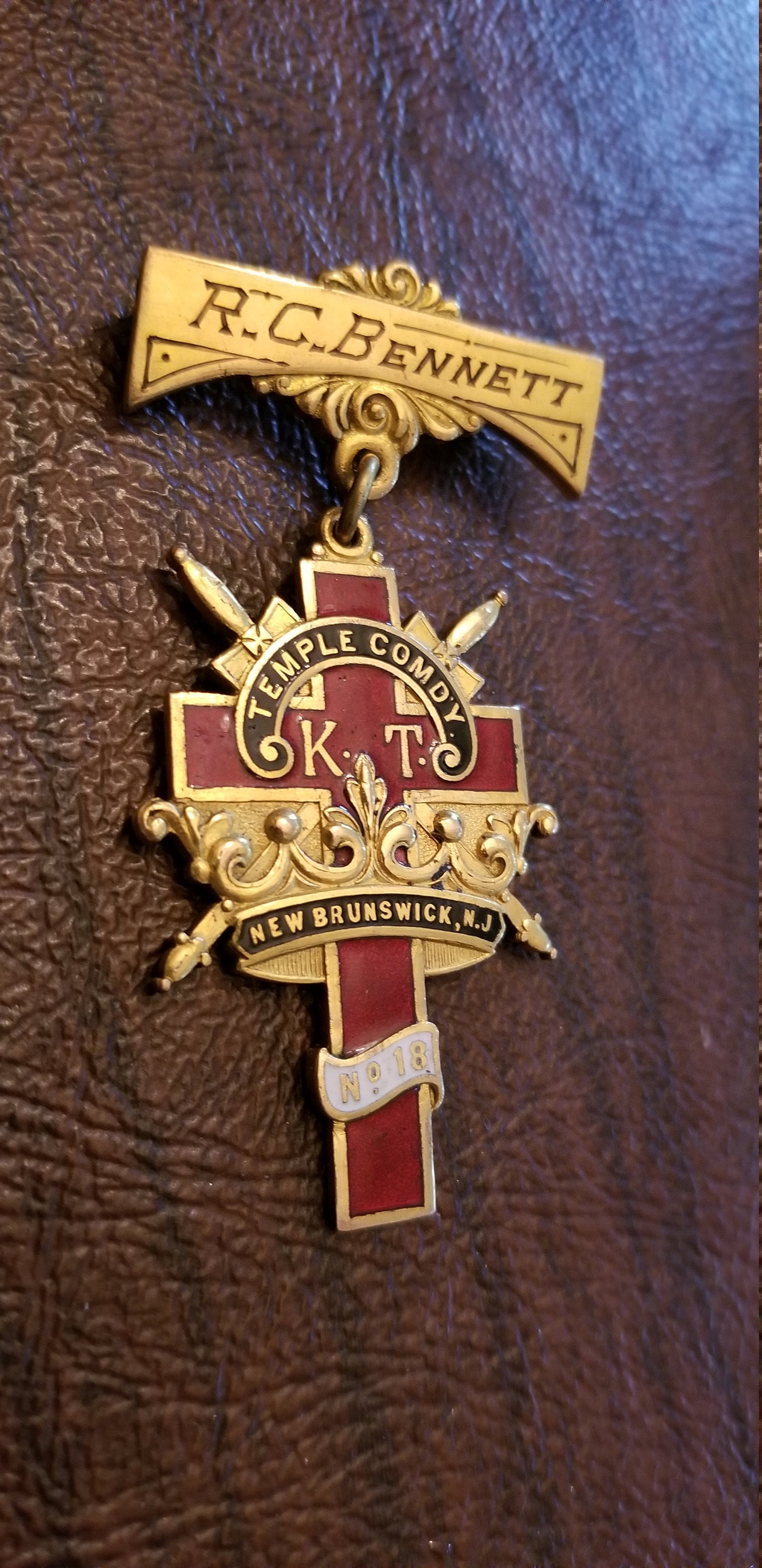 Beautiful Vintage Enameled Knights Templar Badge, New Brunswick, NJ No ...