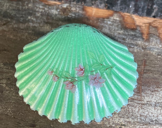 Unique Green Enamel Scallop Shell Pin/brooch With a Floral Design - Etsy