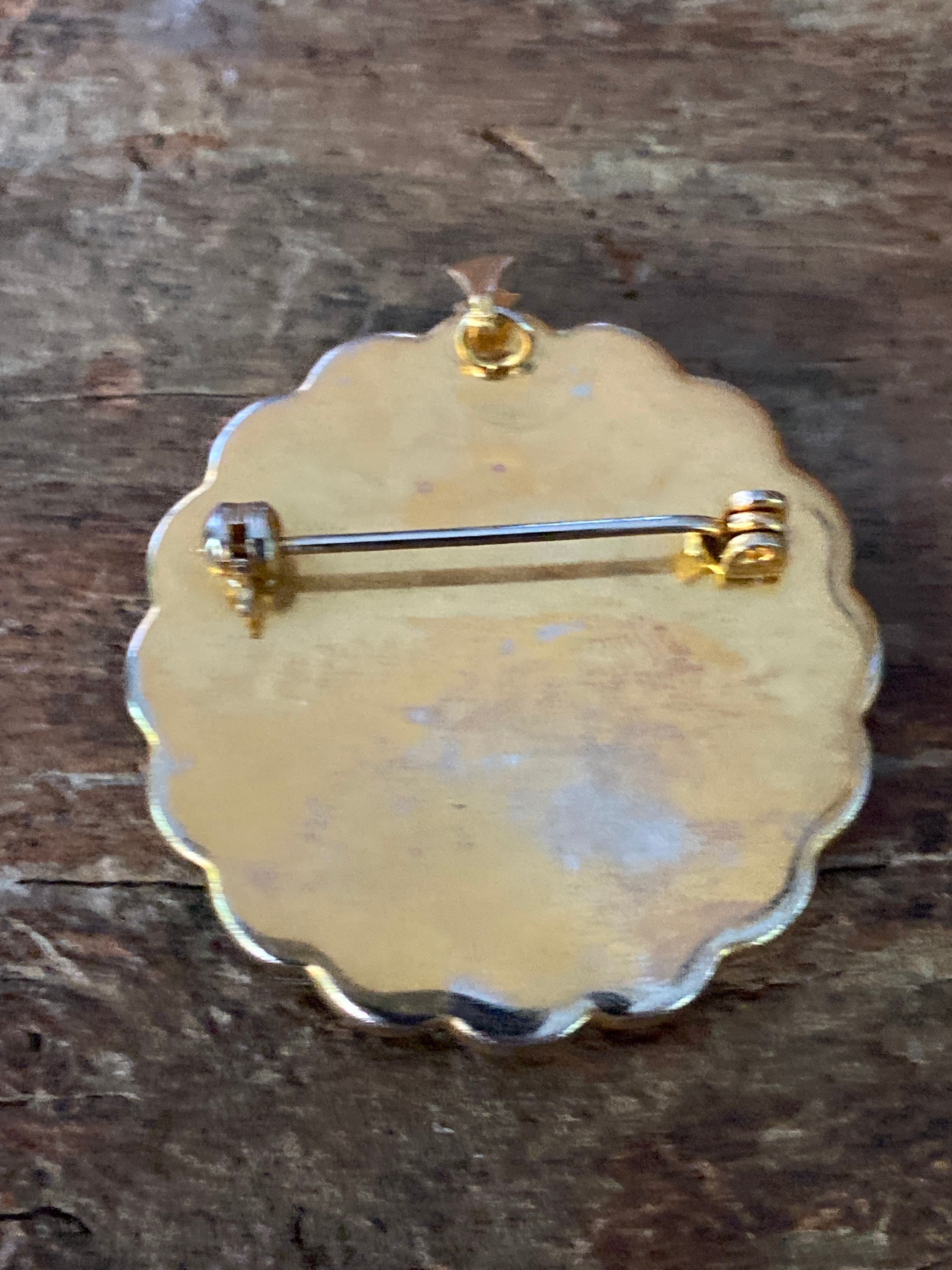 Vintage Scalloped Pin/pendant With Damascene and Enamel Floral Design ...