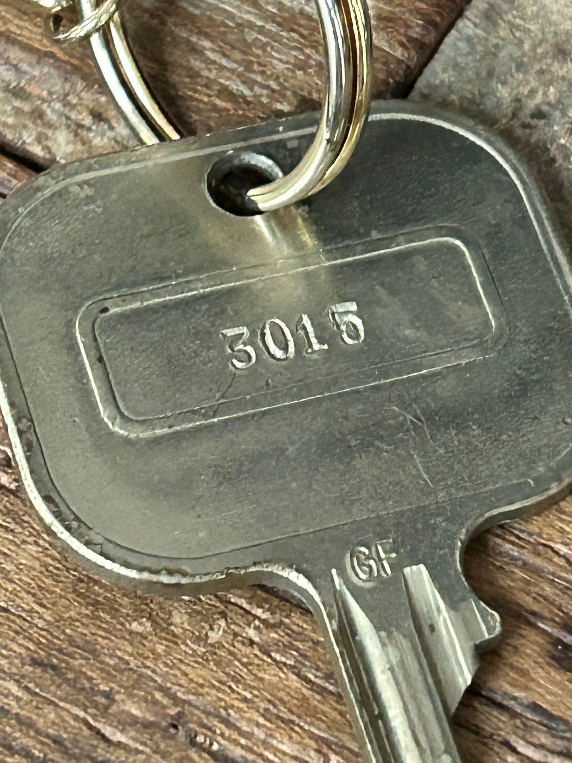 Shanghai Hilton International Vintage Room Key and Fob With Receipt ...