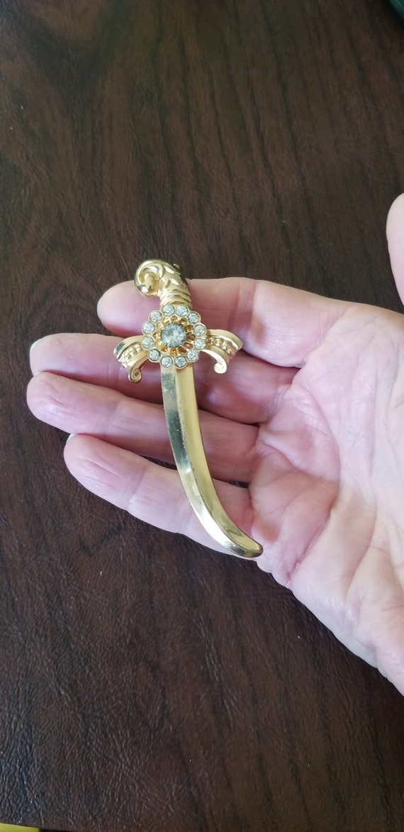 Vintage Coro Sword Brooch, Scimitar Brooch, Gold-Tone… - Gem
