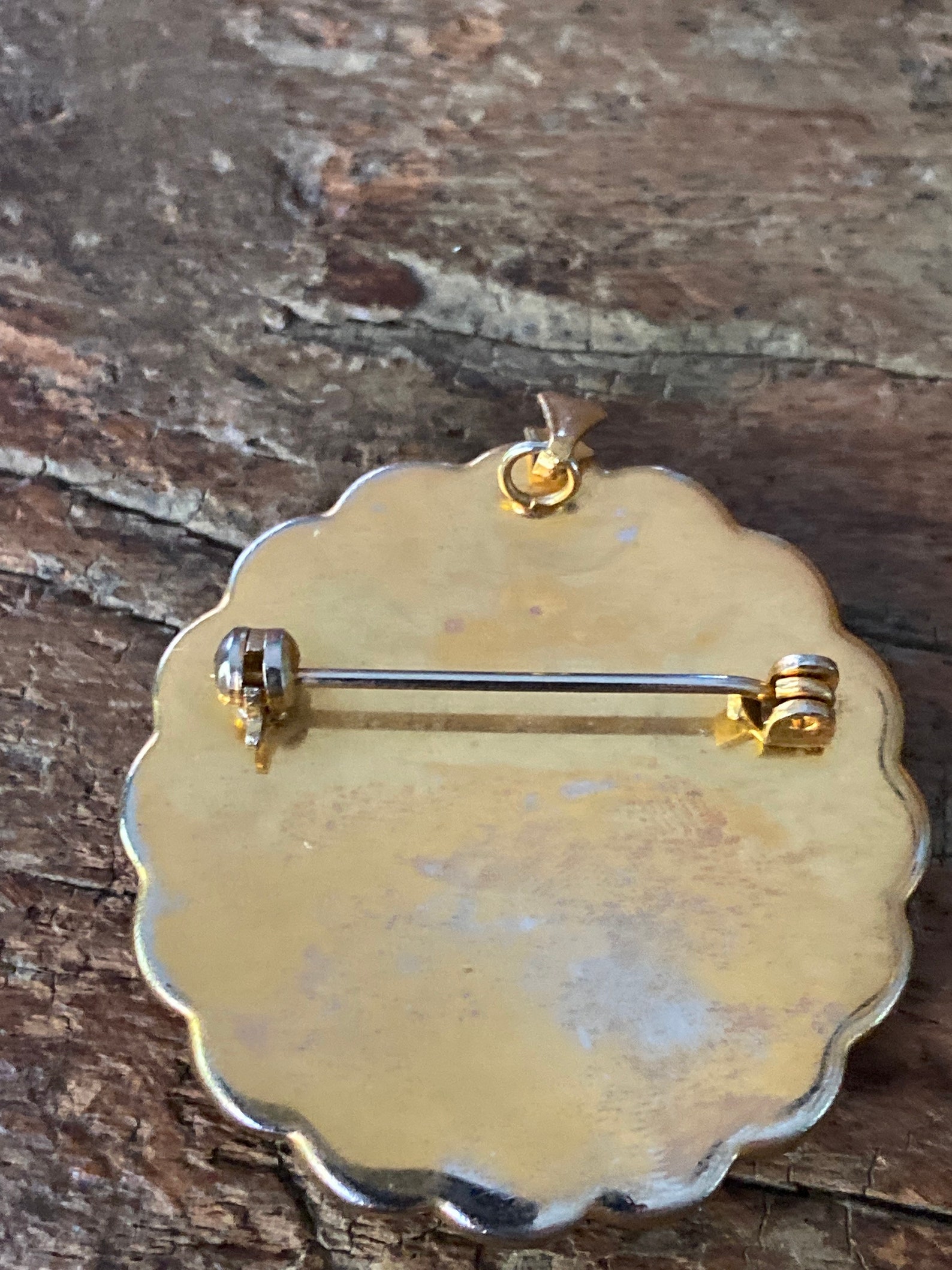 Vintage Scalloped Pin/pendant With Damascene and Enamel Floral Design ...