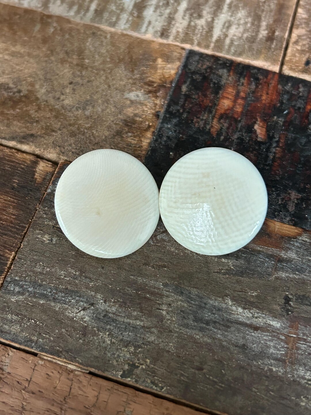 Vintage Round Smooth Carved Bone Button Style Pierced Post Earrings ...