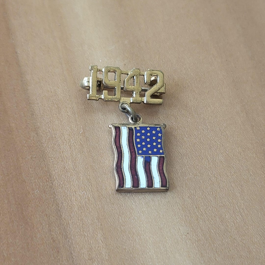 Vintage World War II Sweetheart or Mother Lapel/collar Pin, 1942 Pin ...