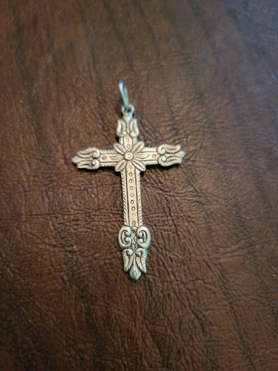 Vintage cross with miniature cross detailing ... - Gem