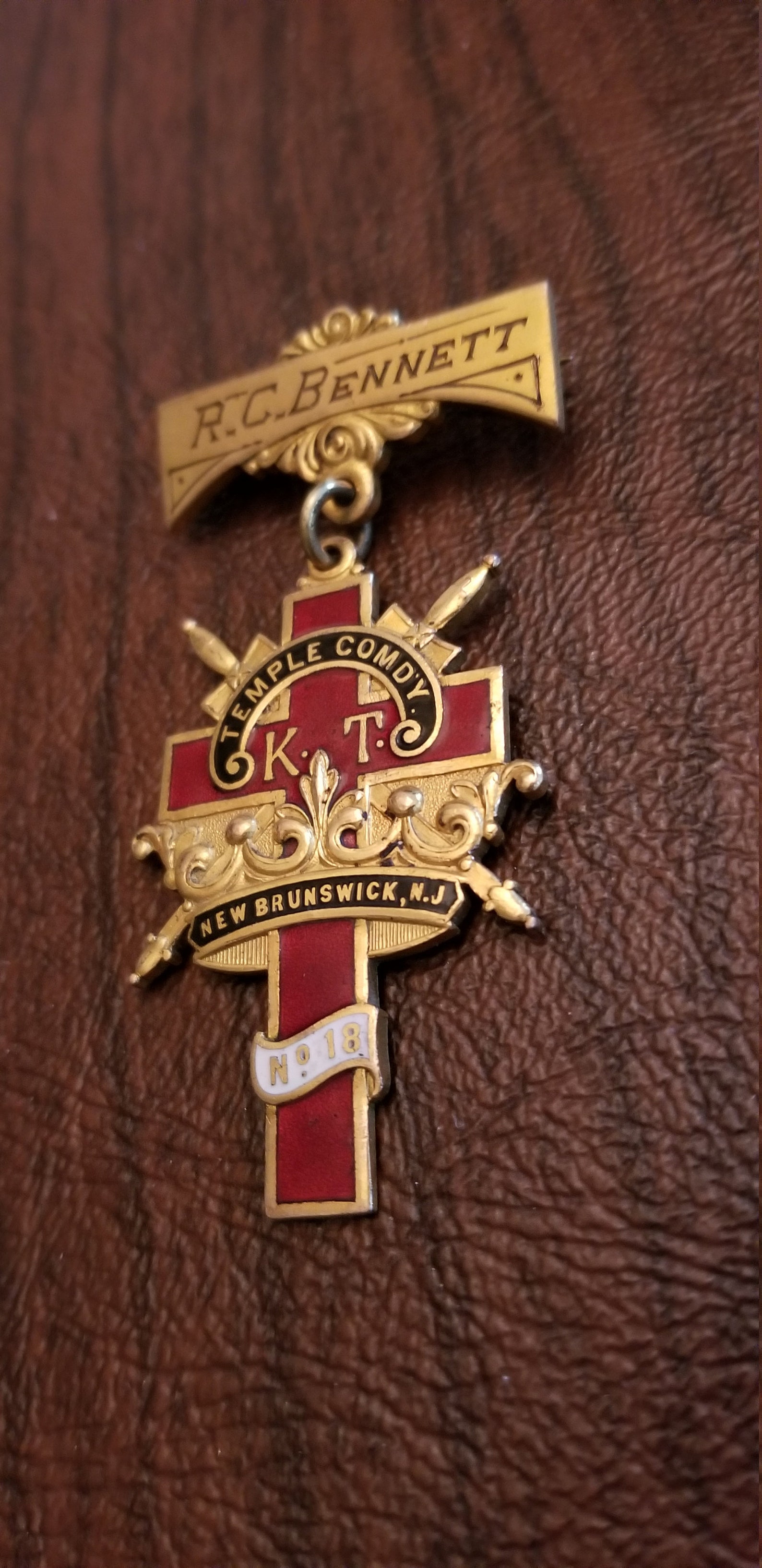 Beautiful Vintage Enameled Knights Templar Badge, New Brunswick, NJ No ...