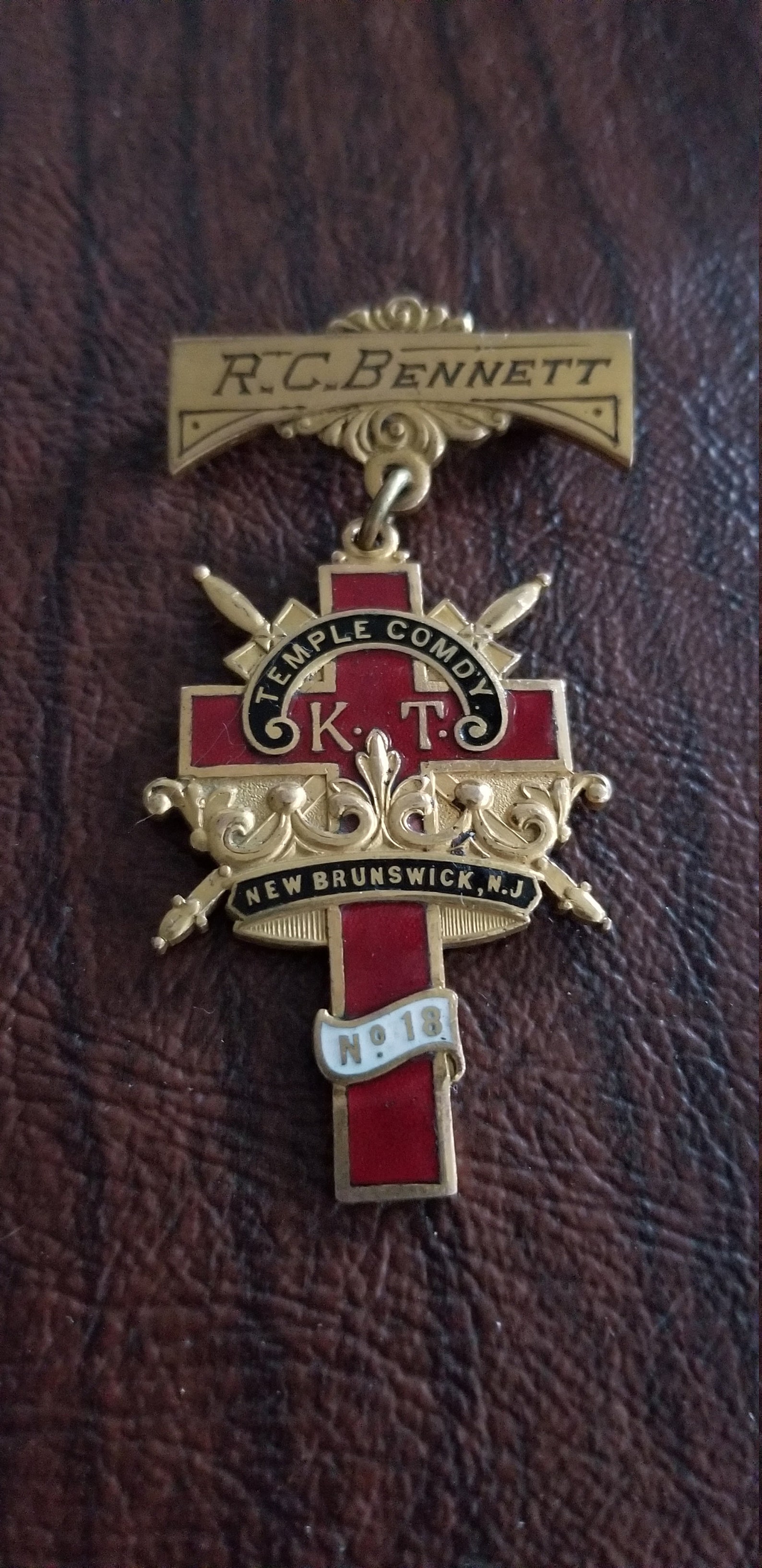 Beautiful Vintage Enameled Knights Templar Badge, New Brunswick, NJ No ...