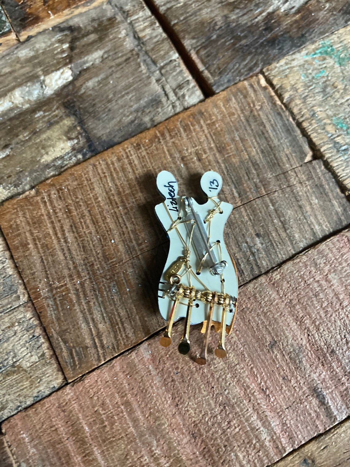 Vintage Retired Collectible Liztech Soul Sisters Signed and Dated Pin ...