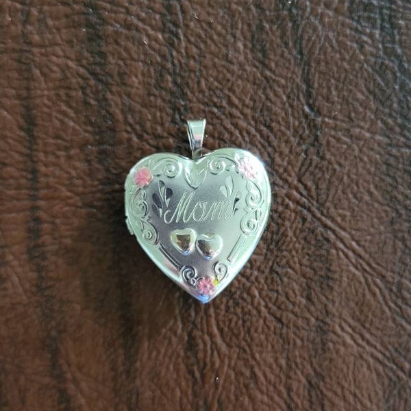 Mom Locket - Etsy