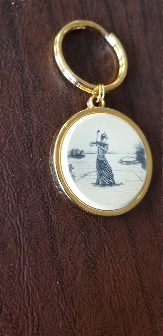 Vintage Barlow Designs Faux Scrimshaw Keyring, Resin … - Gem