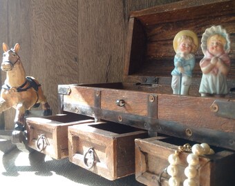 Vintage keepsake box | Etsy