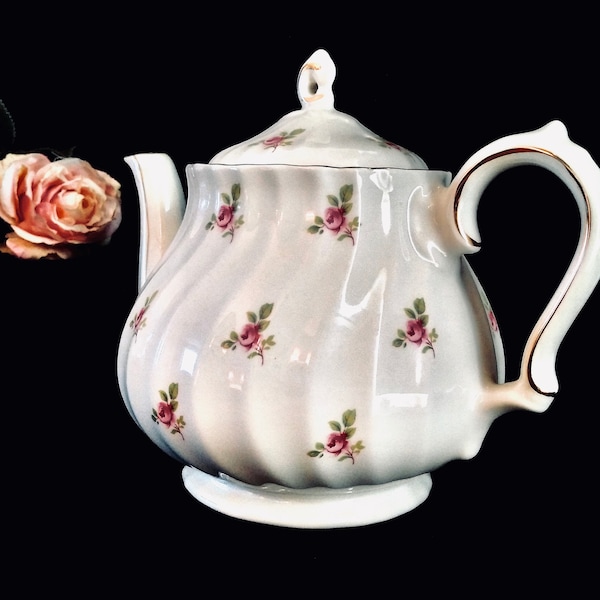 Rosebud Teapot - Etsy