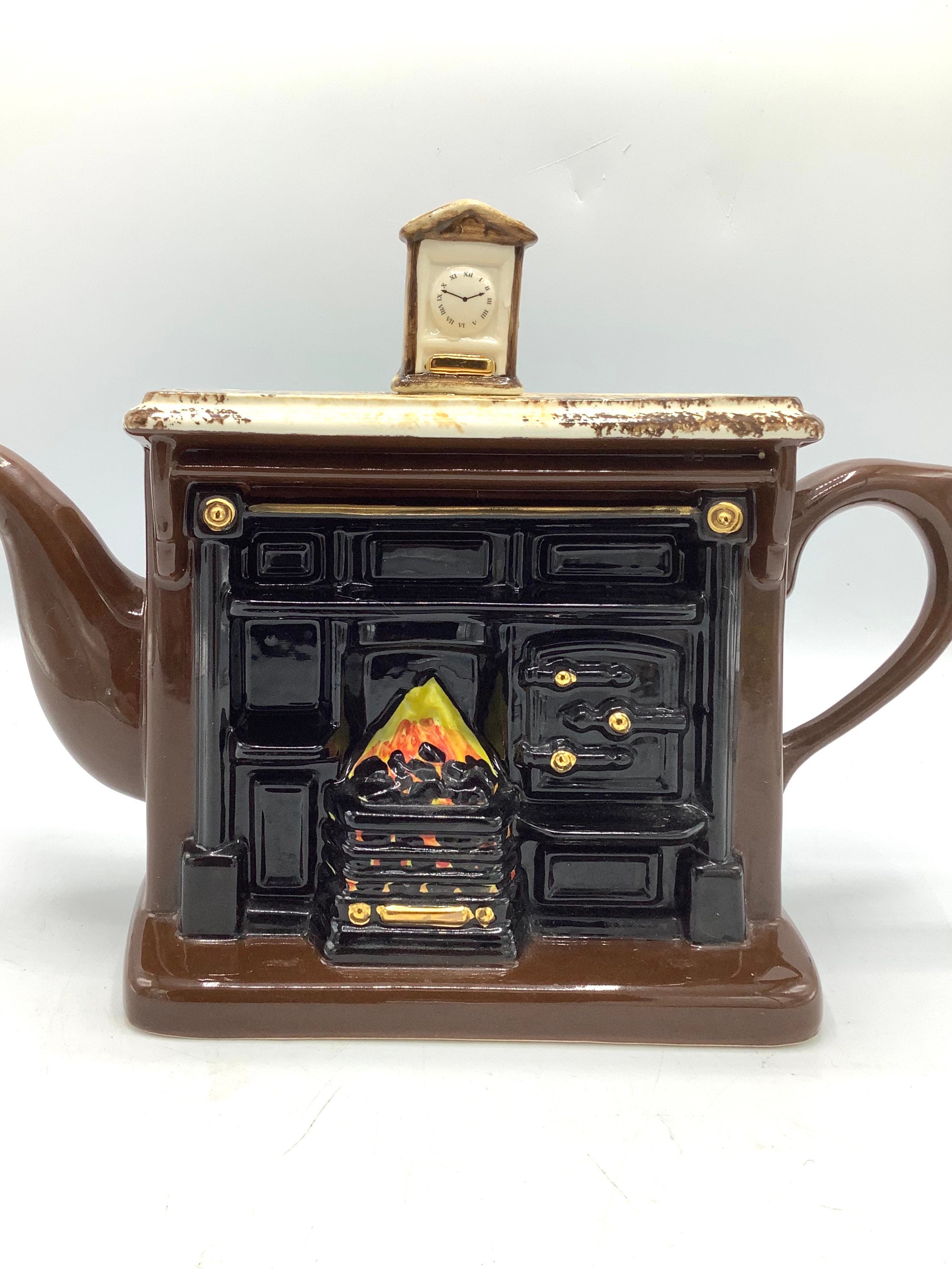 The Original “open Cooking Range” Teapot From the Teapottery Company in ...