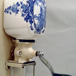 Rare Label Hand Crank DELFT COFFEE GRINDER Made for the Algerian Coffee ...