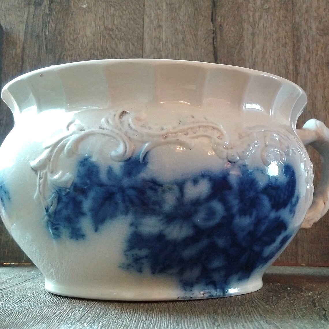 19th Century Flow Blue Porcelain Chamber Pot, Beautiful Georgian ...