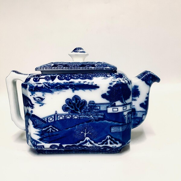 Blue Willow Teapot - Etsy