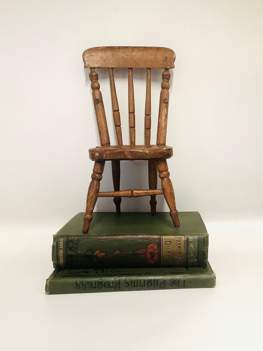 Victorian (mid 1800’s) Miniature Apprentice Fanback Windsor Chair With ...
