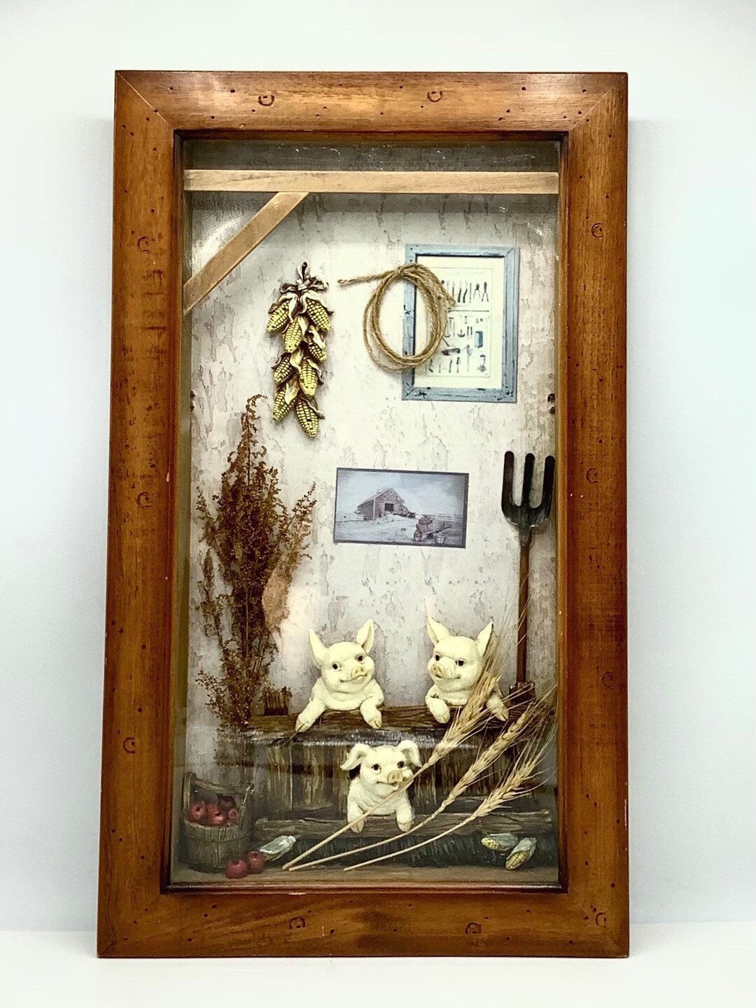 Huge & Fabulous (60cm) Shadow Box Featuring 3 Little Pigs in a Barn ...