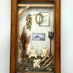 Huge & Fabulous (60cm) Shadow Box Featuring 3 Little Pigs in a Barn ...
