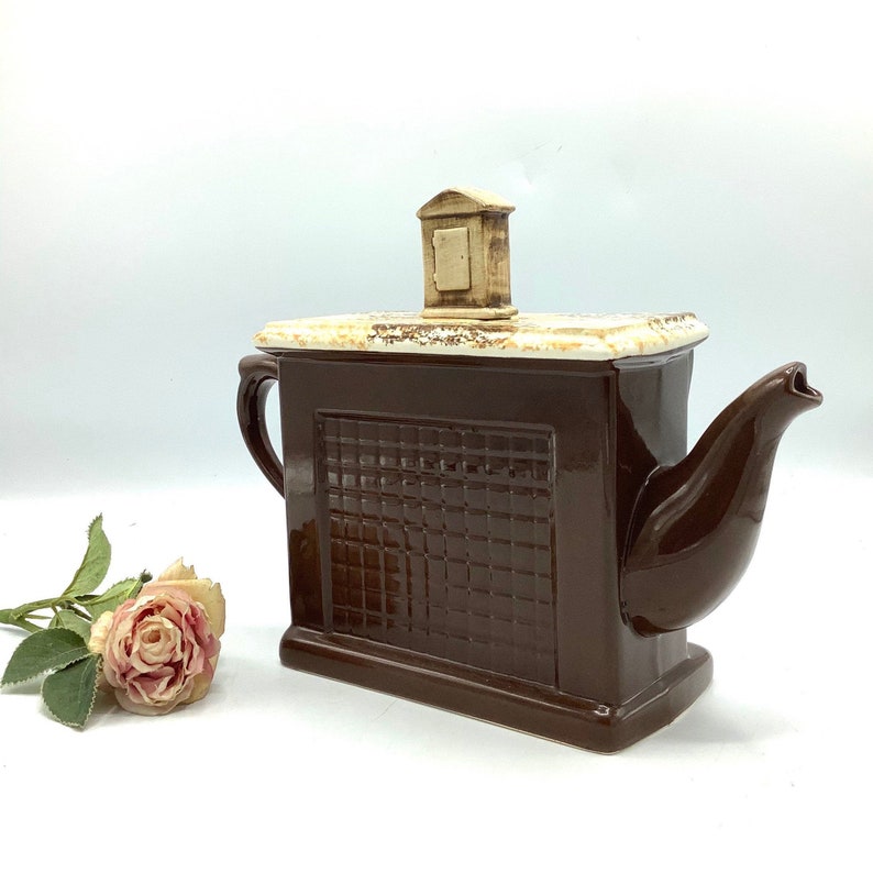 The Original “open Cooking Range” Teapot From the Teapottery Company in ...