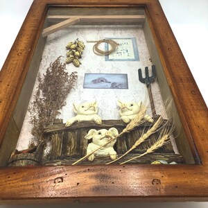 Huge & Fabulous (60cm) Shadow Box Featuring 3 Little Pigs in a Barn ...
