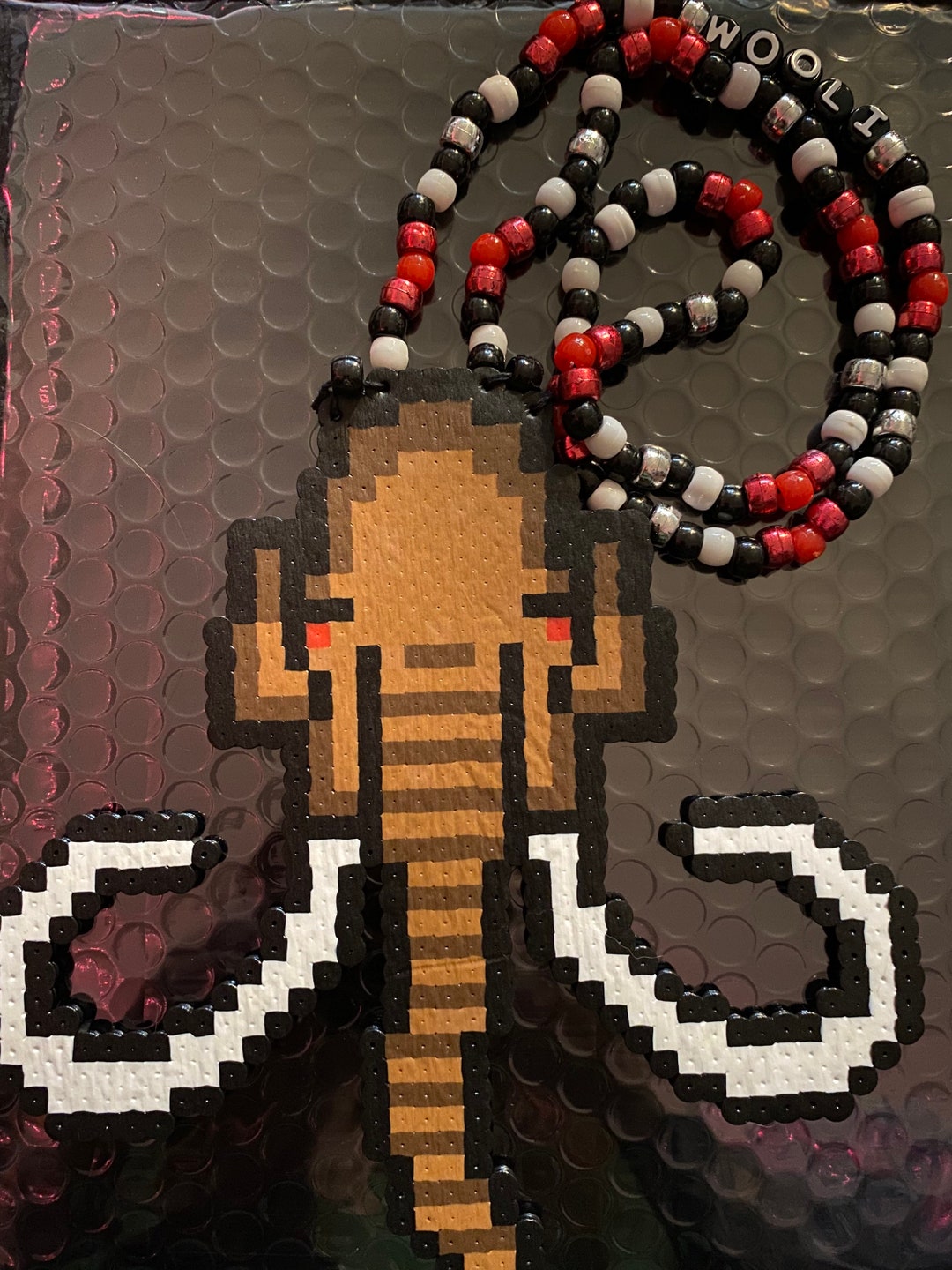 WOOLI Perler Necklace - Etsy