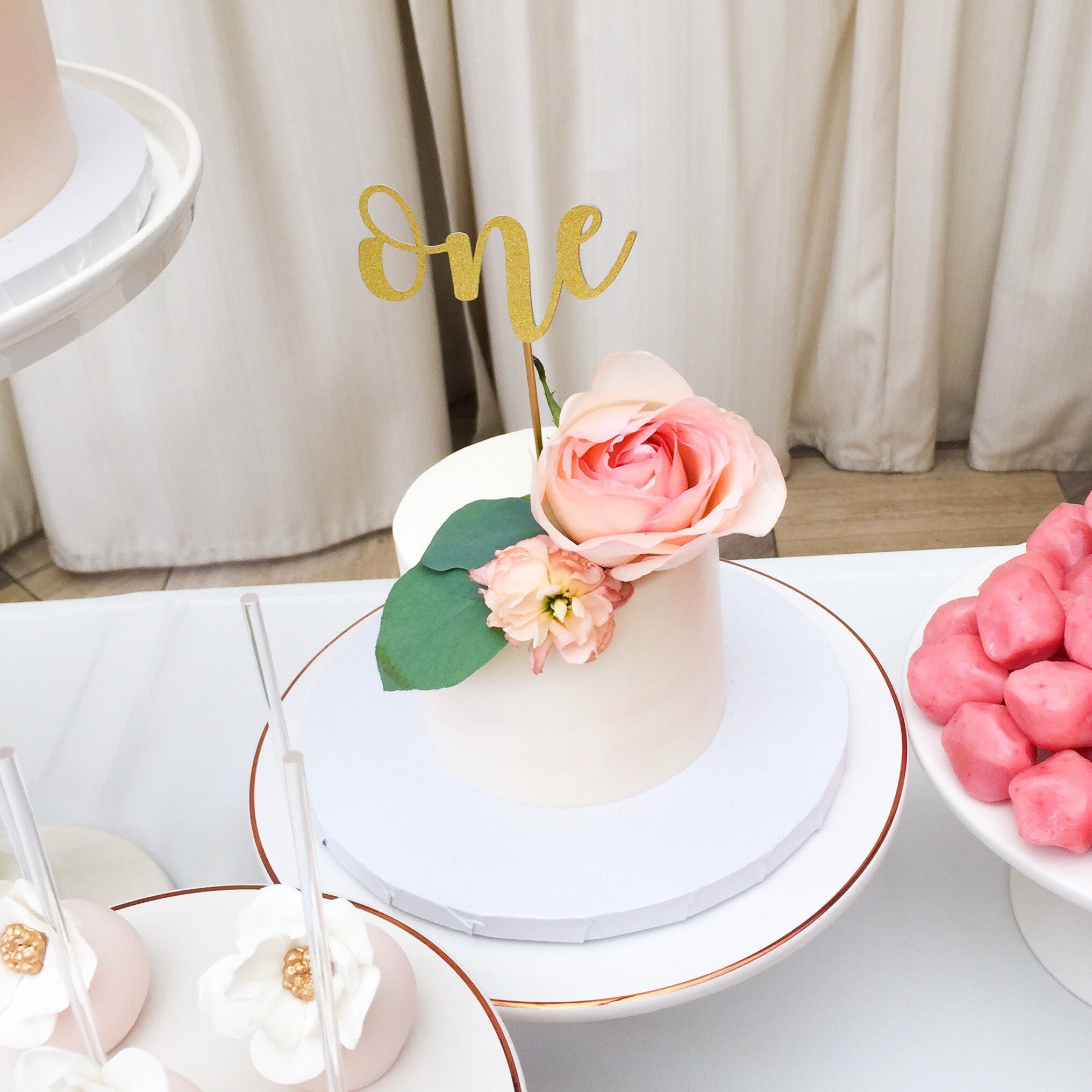 Custom Cake Topper, Glitter Paper Sillouette Topper - Etsy