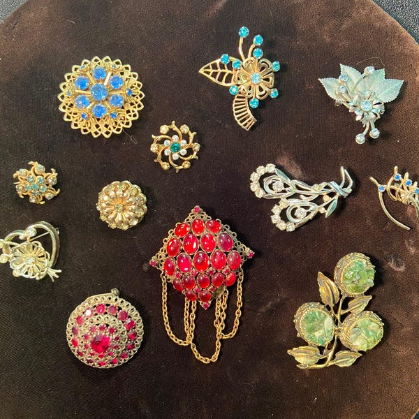 Vintage Brooch - Etsy