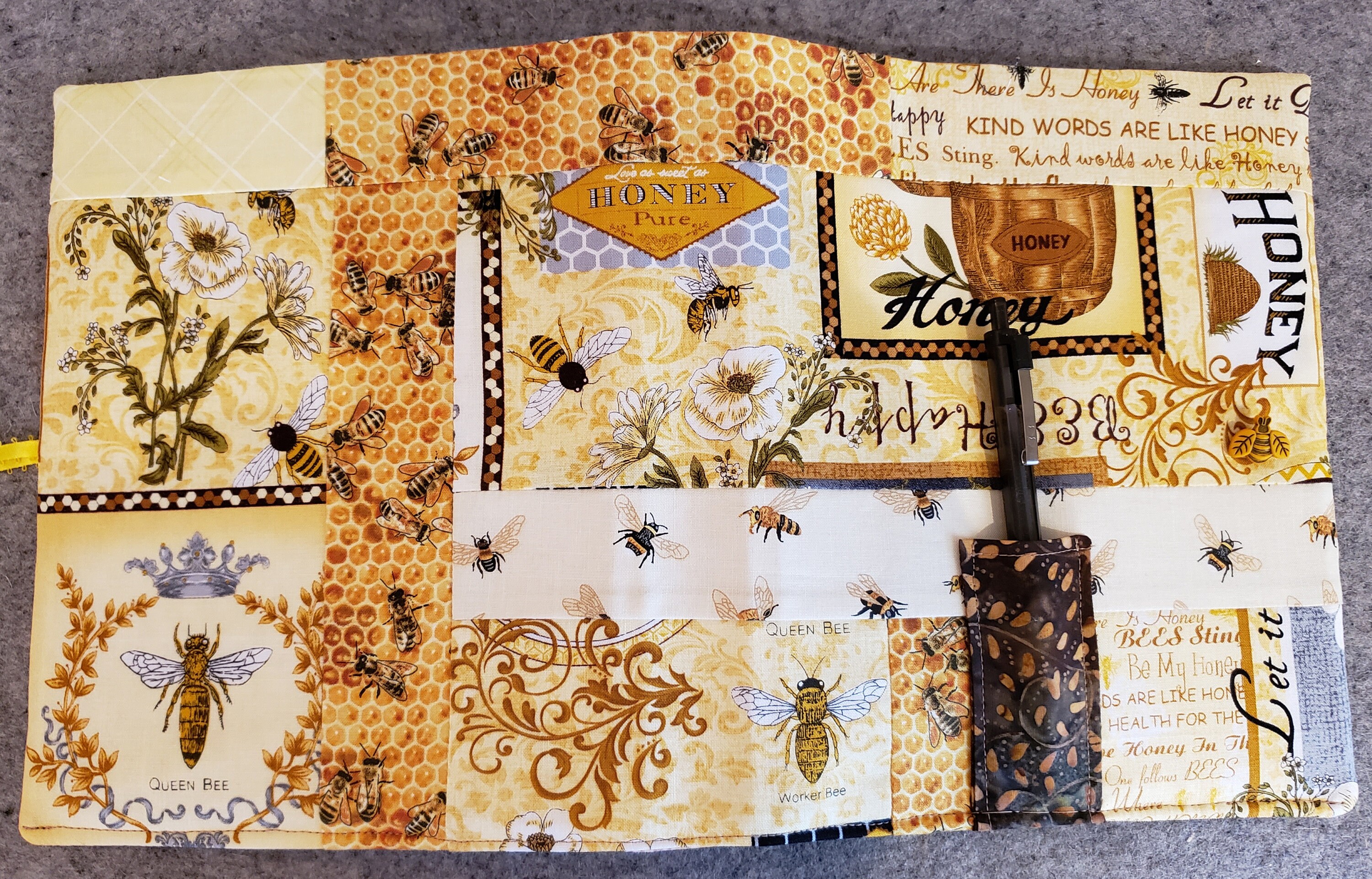 Golden Honey Bees Binder Cover - Etsy