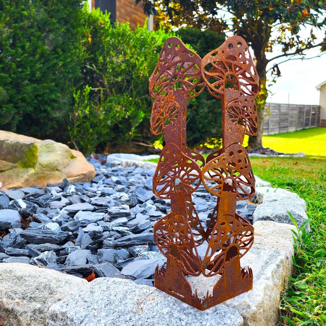 Stacked Mushroom Garden Column Sculpture – Rusted Steel Metal Yard Art ...