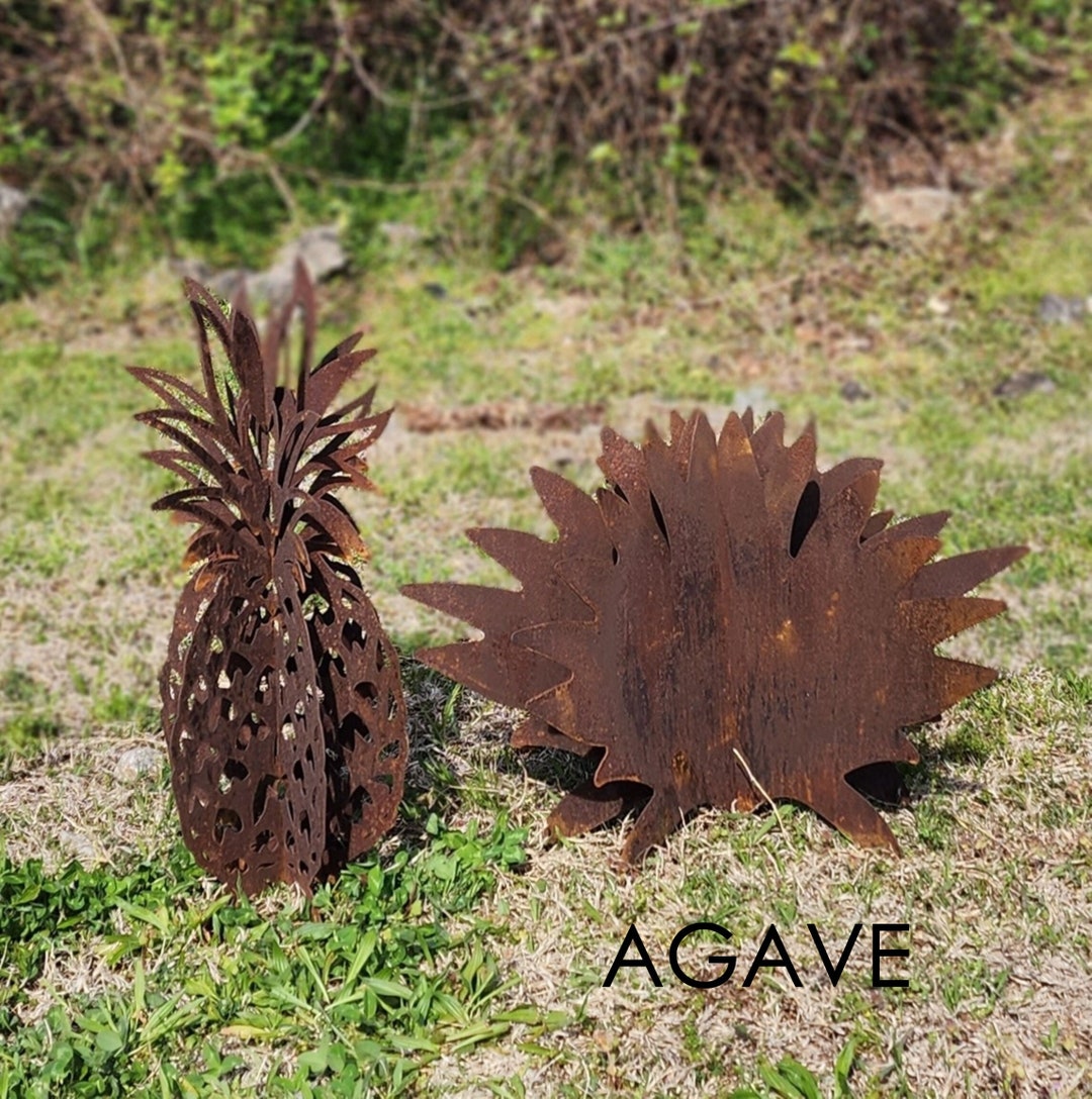 Pineapple Metal Yard Art - Pineapple Decor - Furniture and Decor ...