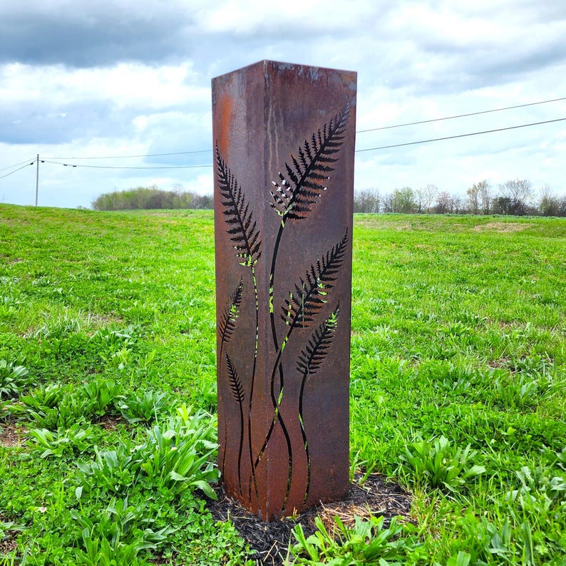 Rusted Steel Fern Column - Heavy Duty Garden Sculpture - Botanical ...