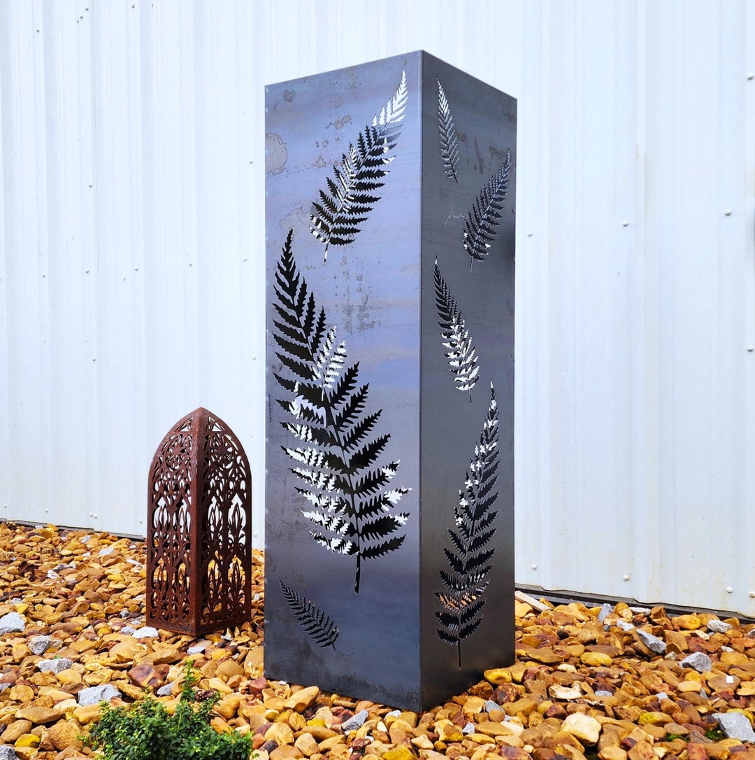 Fern Garden Column Pre-rusted - Garden Decor - Garden Statue - Well ...